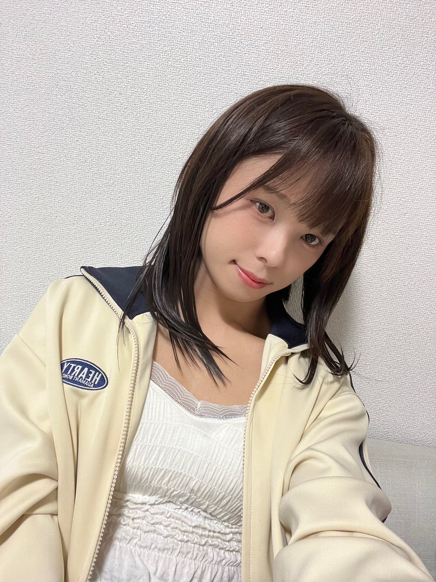 窒素ちゃん ♂ On Twitter 男の子だけど、一緒に一枚ずつ脱いでいくゲームする?