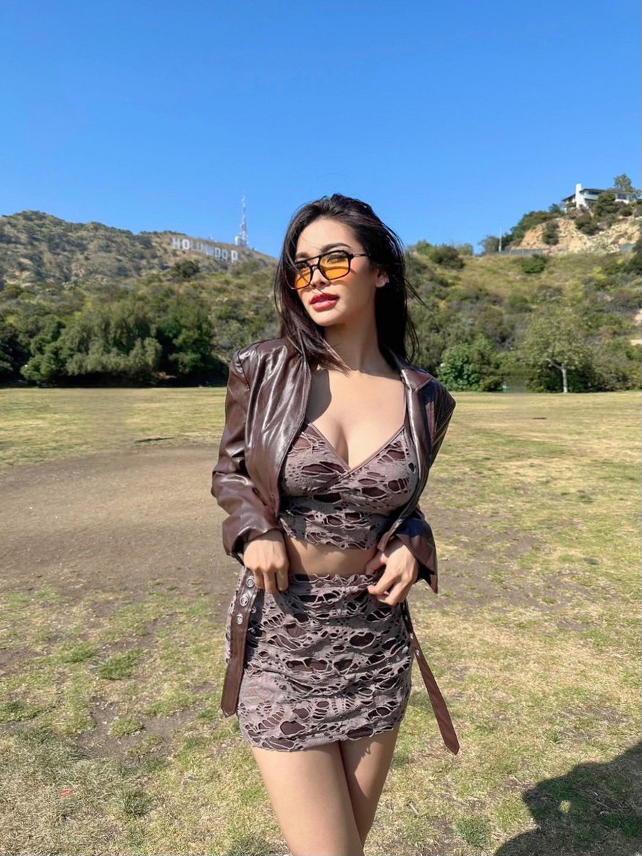 Engfa Waraha on Twitter: "Live a good story.🇺🇸🤍"