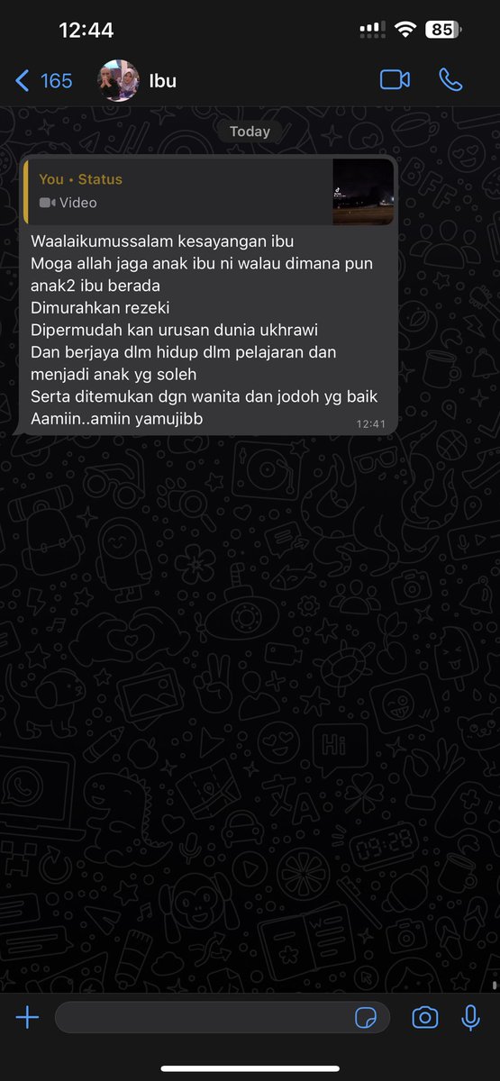 Awisy 🍇 on Twitter: "damn the doa works. i just fuck a pussy today 😕. yes a pussy. i met her on ...