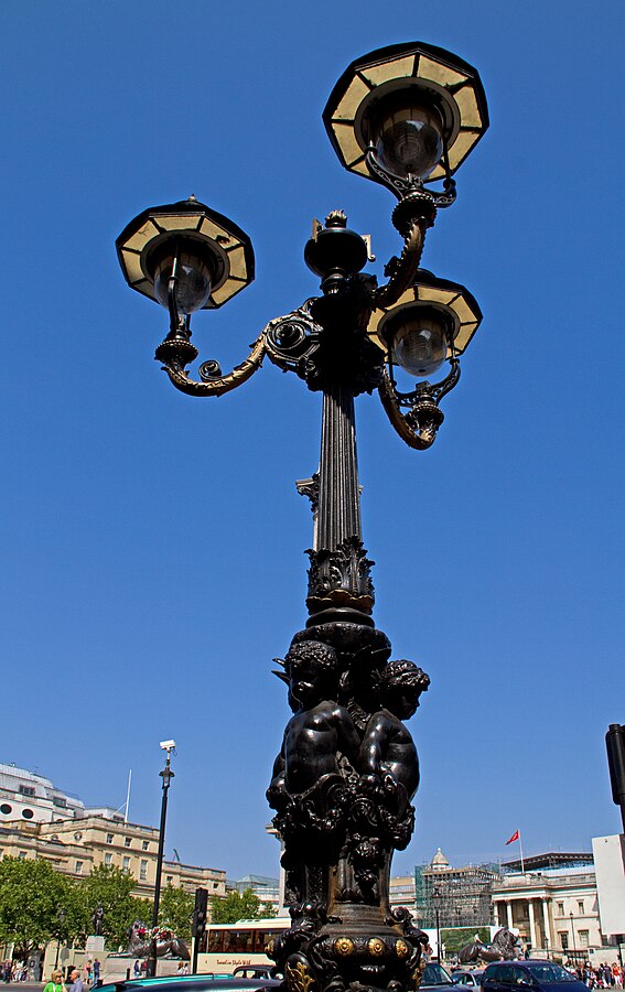 Why did street lights become so boring? - Thread from The Cultural ...