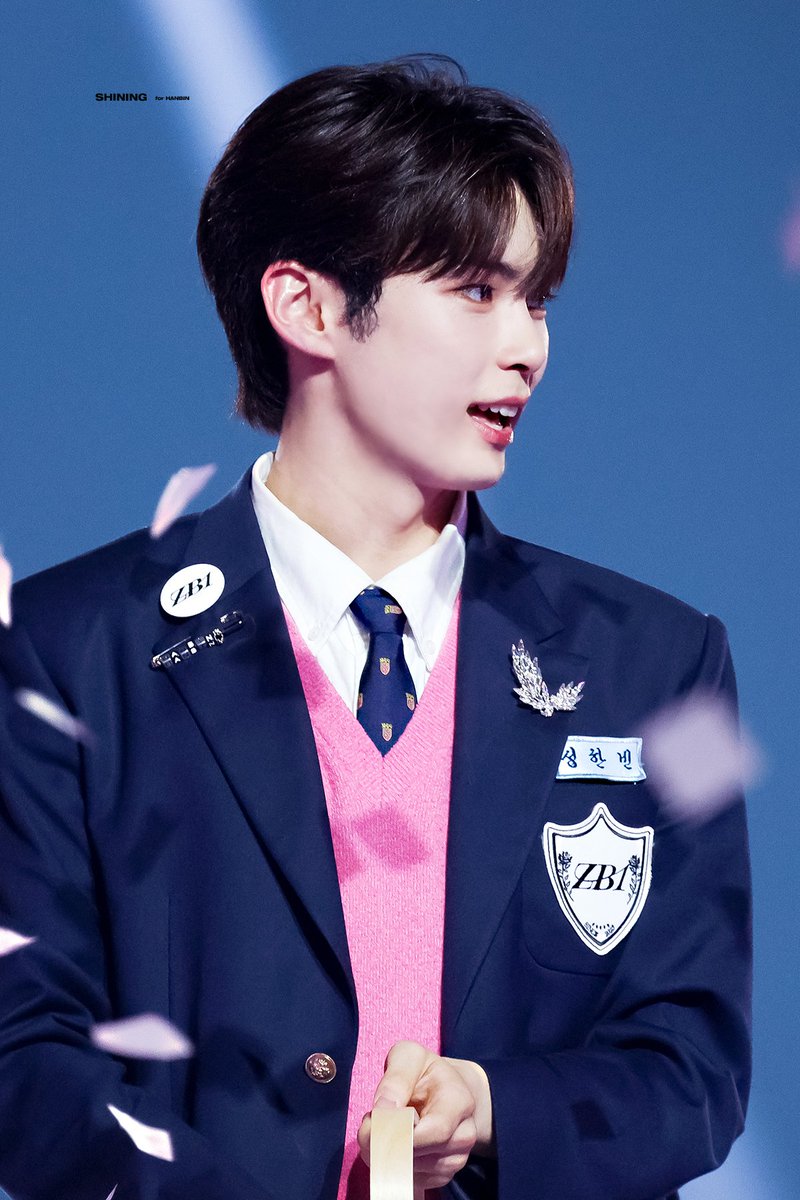 𝙎𝙃𝙄𝙉𝙄𝙉𝙂 ️ on Twitter: "230514 KCON JAPAN #성한빈 #SUNGHANBIN #成韓彬 #ソンハンビン #ZB1 #제로베이스원 #ZEROBASEONE"