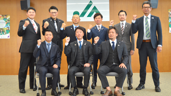 JAcom農業協同組合新聞 on Twitter: "「農業は国の礎」との思いを基本法に 全青協新執行部が会見｜JAcom 農業協同組合新聞 https://jacom.or.jp ...