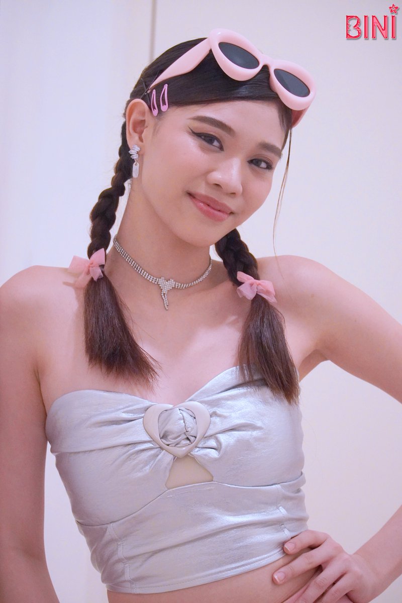 BINI_PH on Twitter: "#BINI : #NakakaBazaar2023 Photo Series [ Stacey ] Check out BINI's photos ...