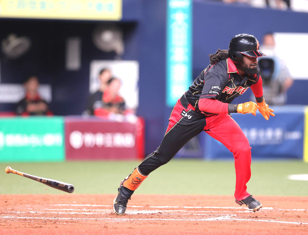 スポーツ報知 プロ野球取材班 On Twitter 【 日本ハム 】新庄采配ズバリ! 代打・ハンソンの初安打初打点で貴重な先制点 北海道日本ハムファイターズ Lovefighters