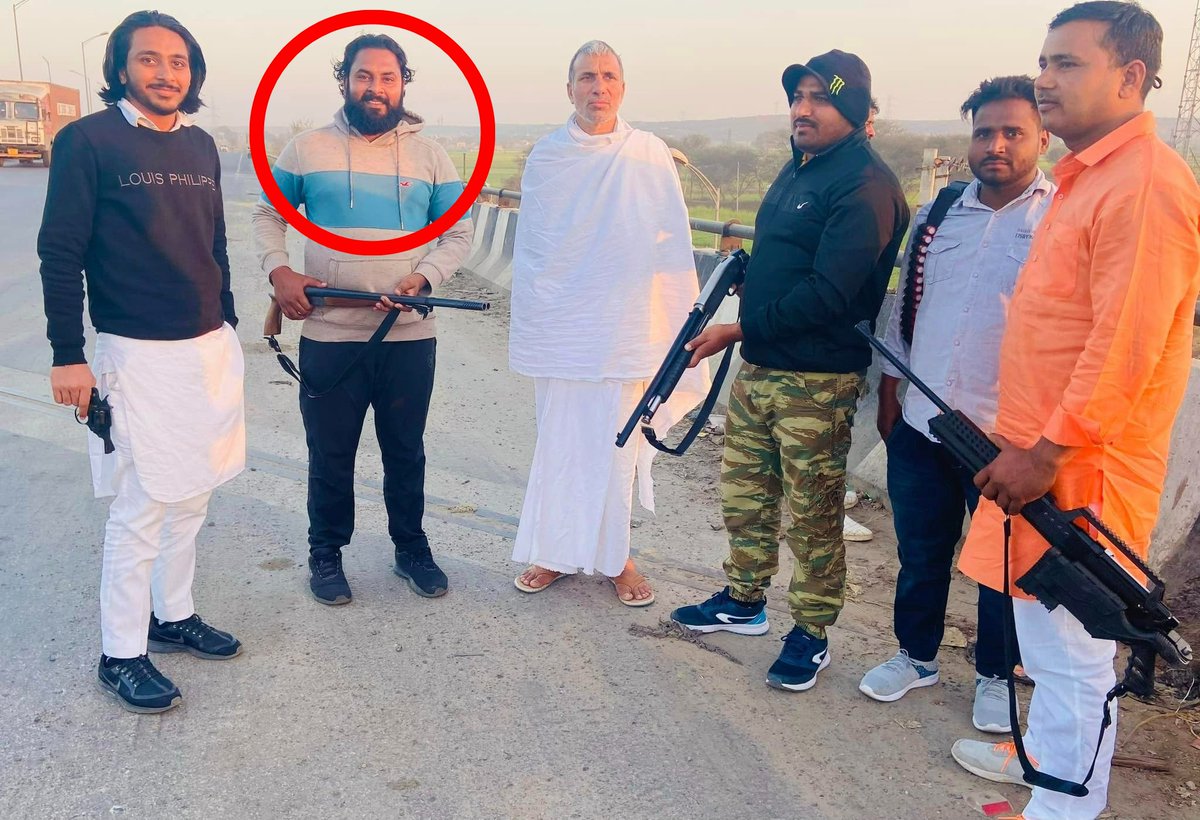 Shinjinee Majumder on Twitter: "The numerous images of Acharya Azad with cow vigilante Pardeep ...