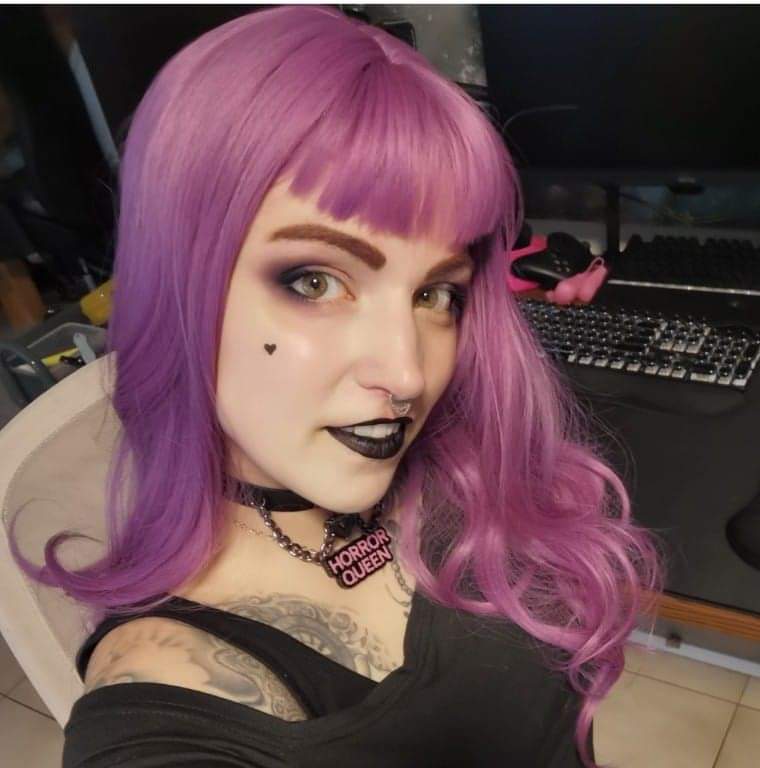 Devon Bumpkin on Twitter: "30 and up. Drop a picture with your age… 37 😀"