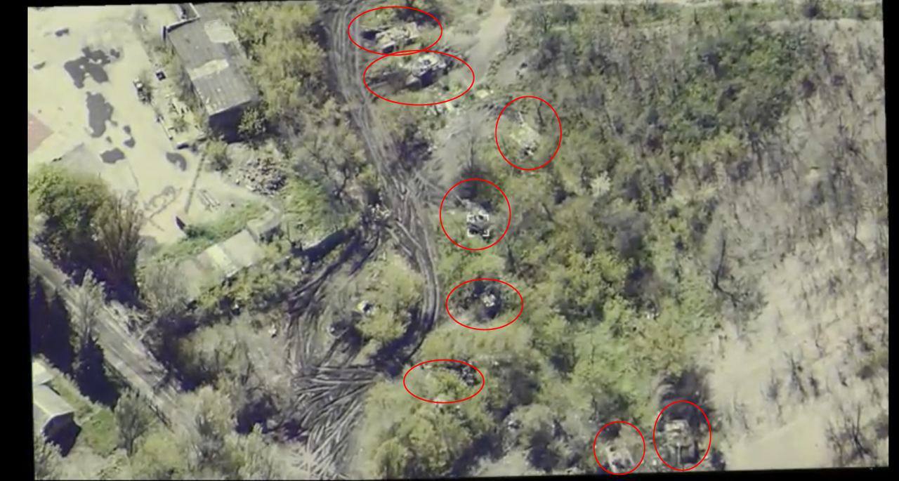 Kruku on Twitter: "@Tulkas206533461 Głowica pocisku GMLRS zawiera około 23 kilogramy materiału ...