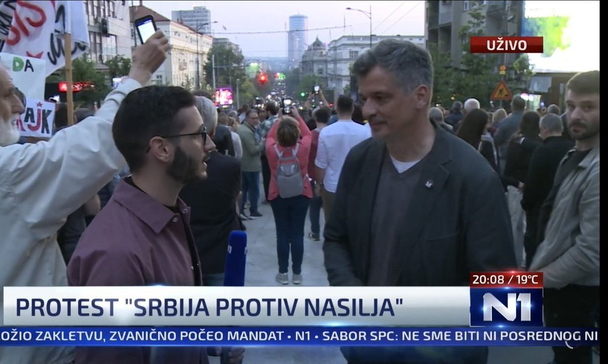 Blagoje Pantelic on Twitter: "Sve snimaju..."