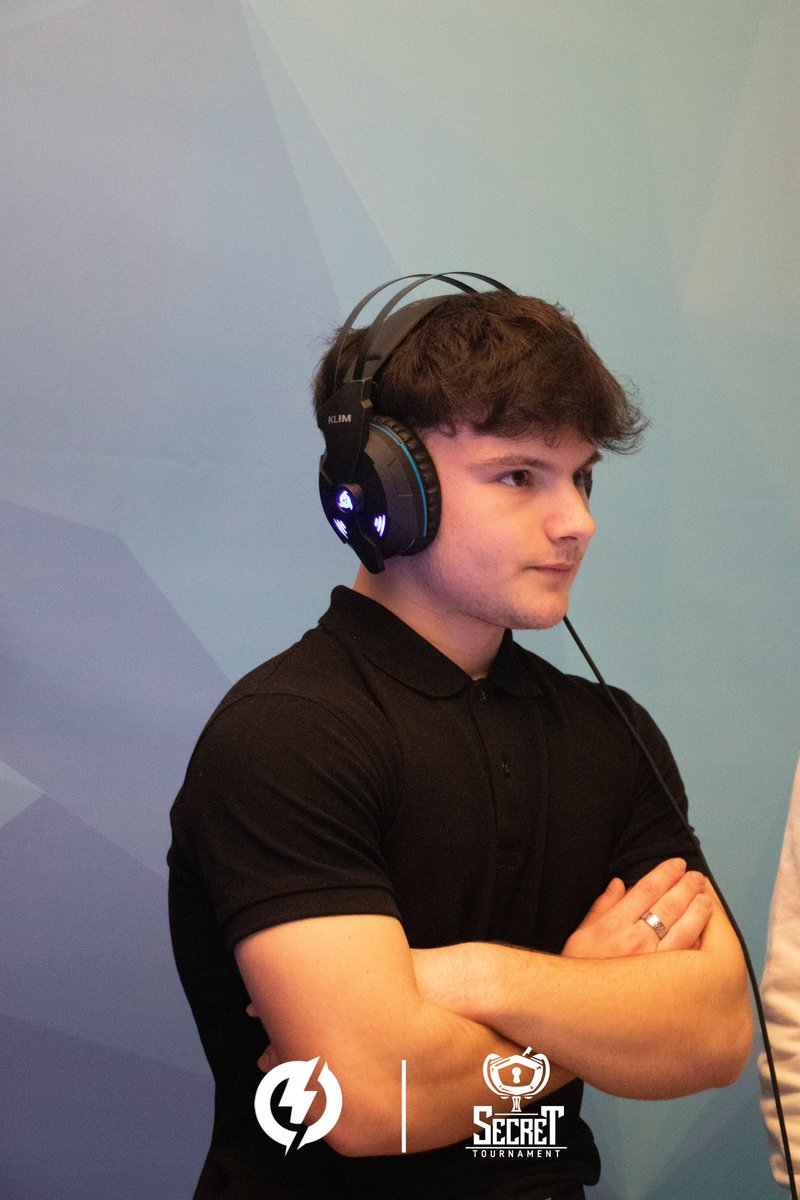 Jordi 🎙 on Twitter: "🗣️ : “Jordi no le mires fijamente, intenta disimular…” El Jordi 😈