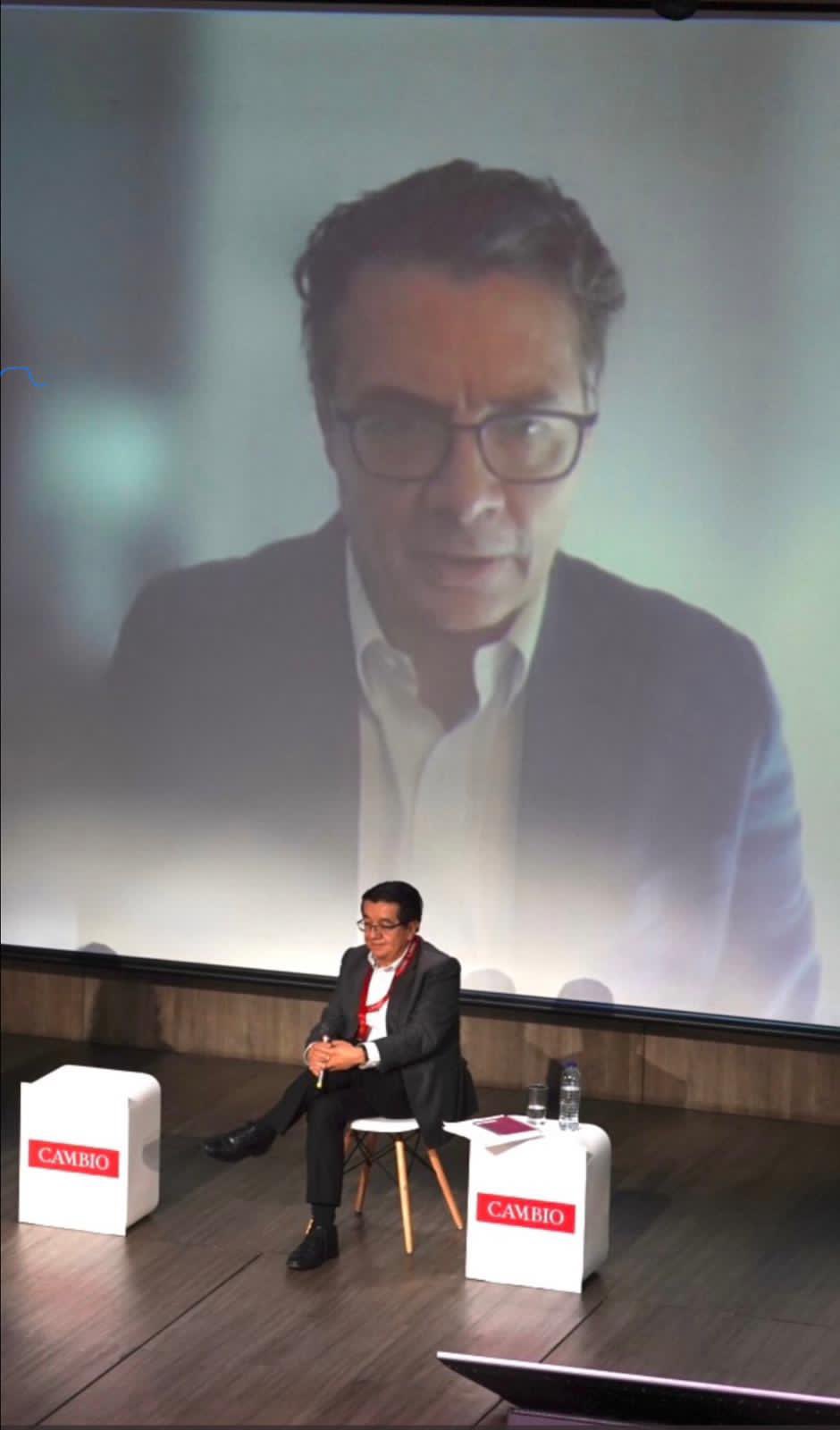 Santiago Osorio M. on Twitter: "Uno los escucha y nunca entiende cómo en 3 periodos no lograron ...