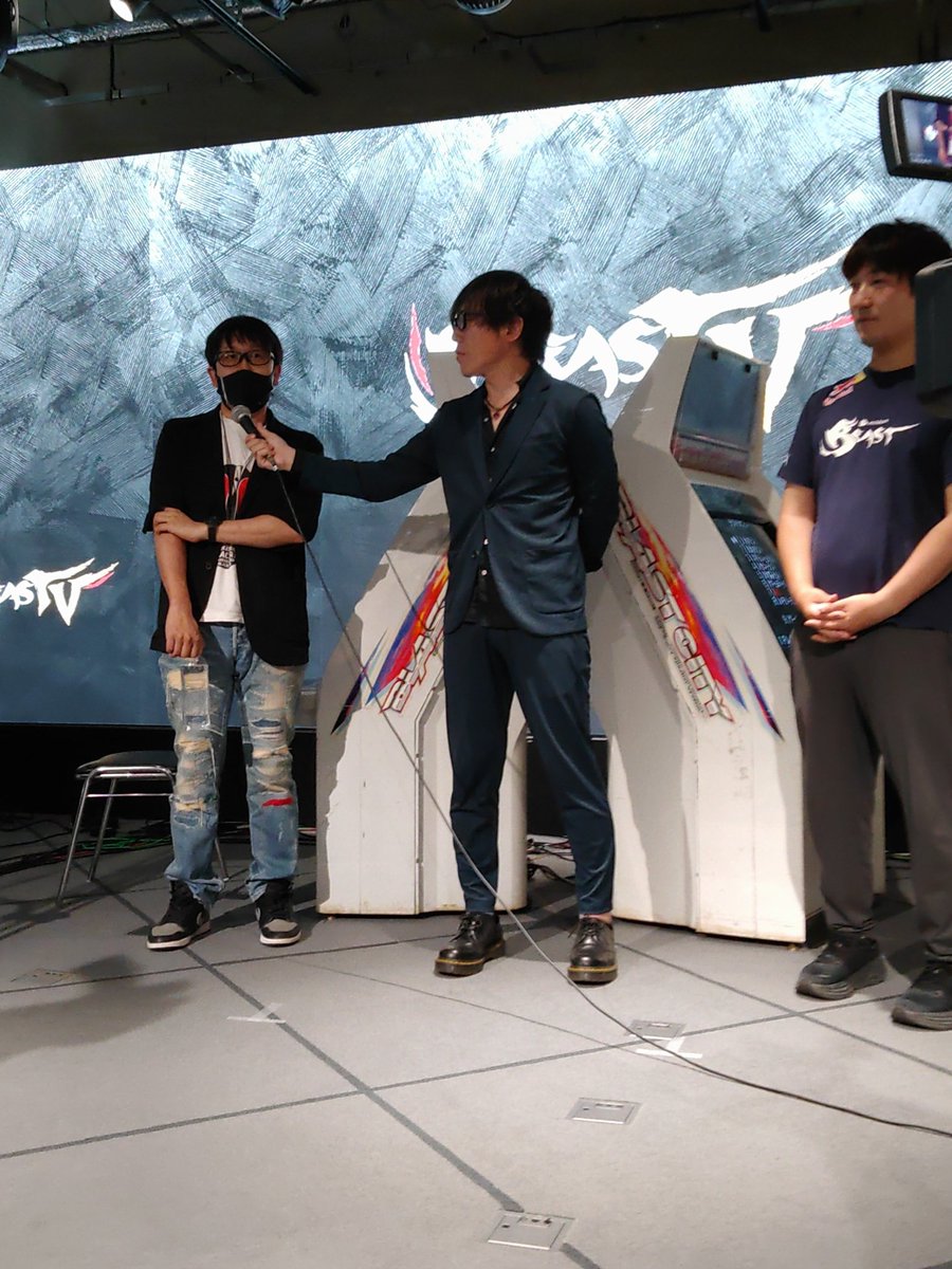 version_zero3 on Twitter: "これが25年の執念の重み！（STAFF） #ZERO3ウメハラvs現役勢"