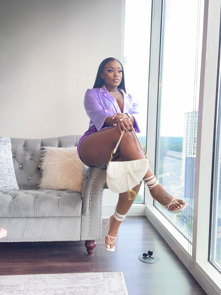 Class on Twitter: "RT @Erika_Eclass: Come get me!"