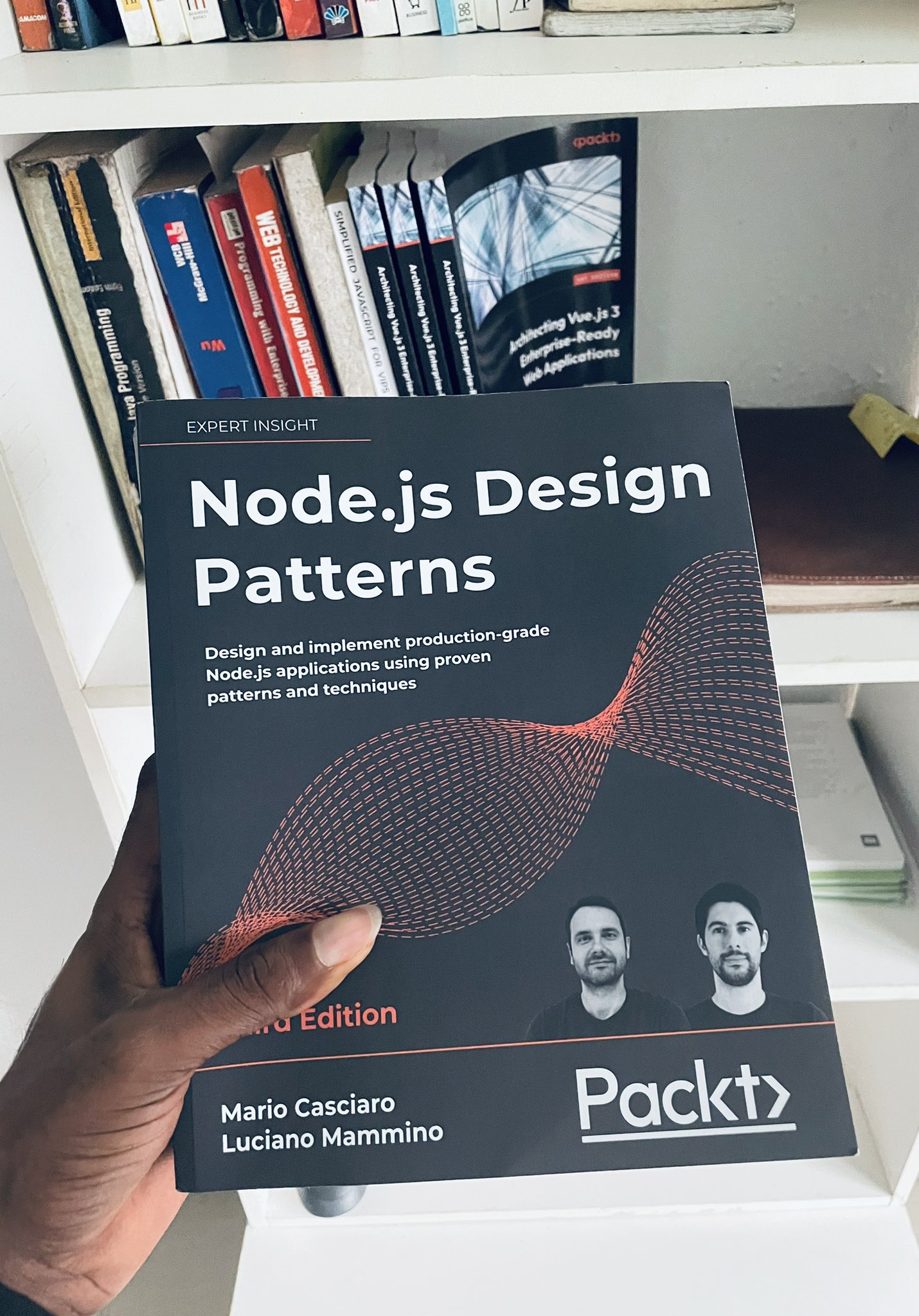 Luciano Mammino 📙 Node.js Design Patterns (@loige) / Twitter