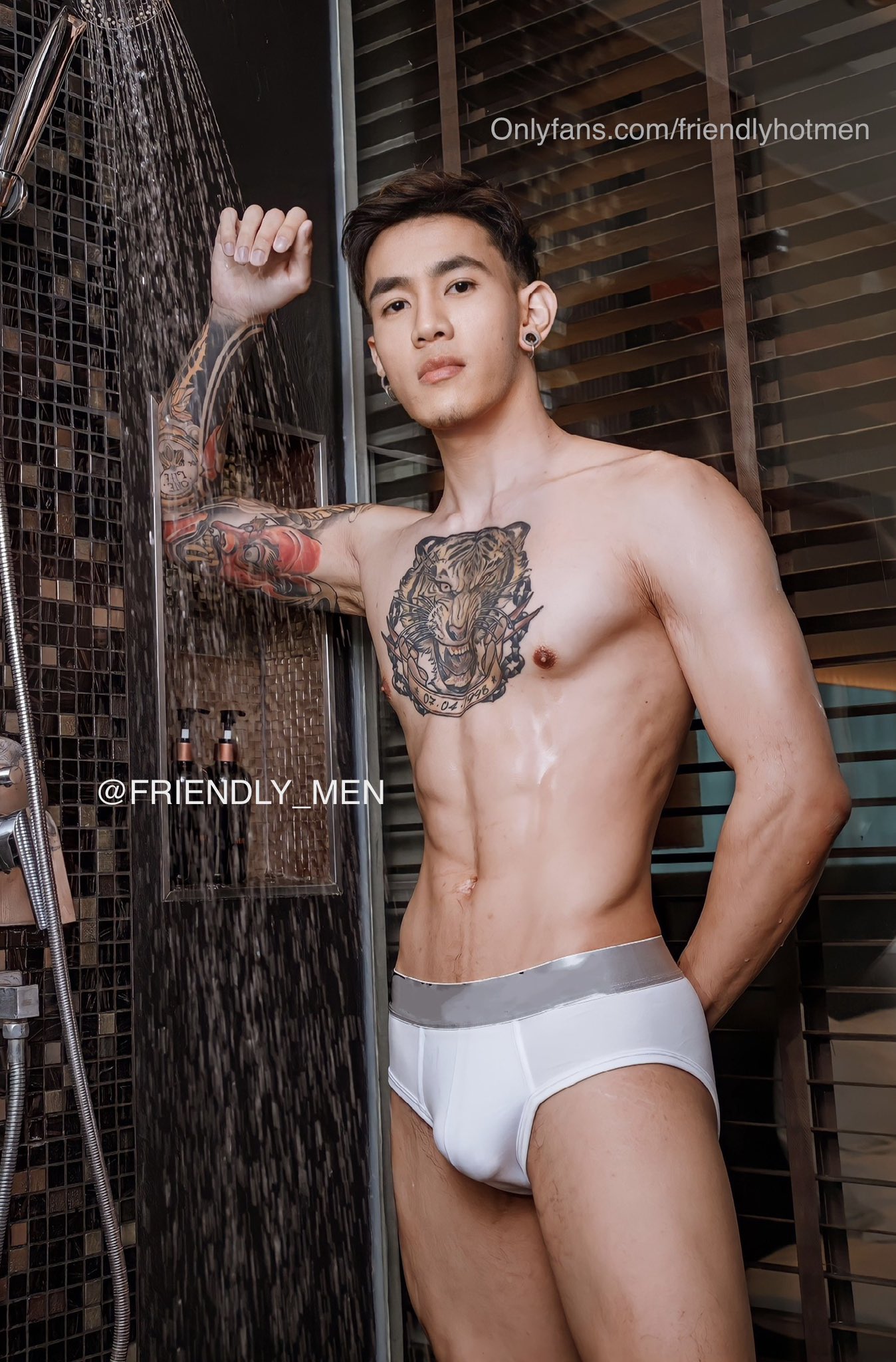 Friendly_men on Twitter: "Yes, he's back!!!💦 https://t.co/zccajtE4zv IG: friendly_men Line ...