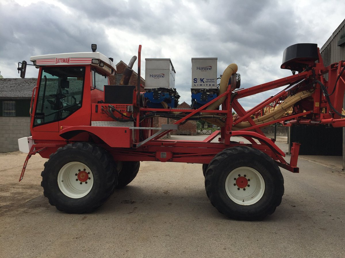 Mark William Grant on Twitter: "Bateman RB25 36m Avadex spreader for sale. Horstine Twin Air ...