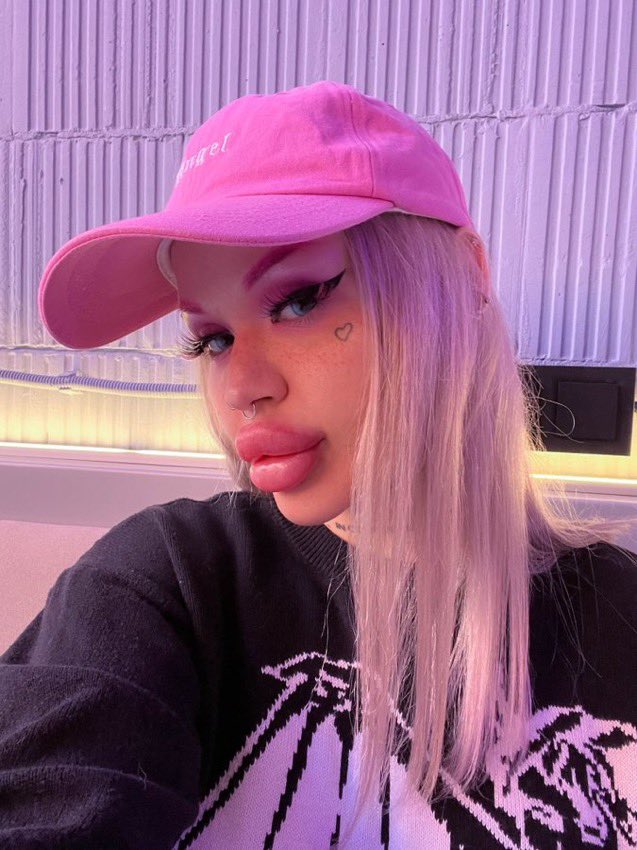Bimbodoll Fanpage On Twitter Follow My Gorgeous Friend Nasty Bimbo666