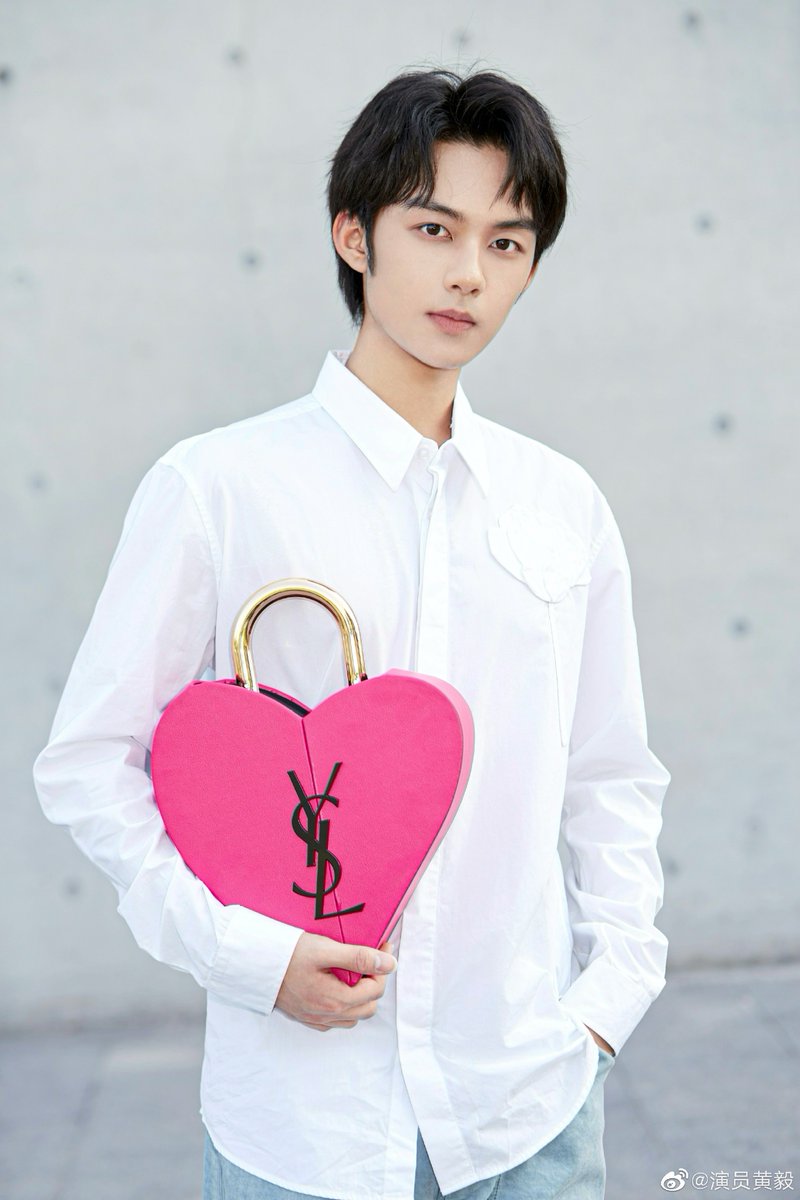 cdrama tweets on Twitter: "#HuangYi for YSL 520 Campaign"