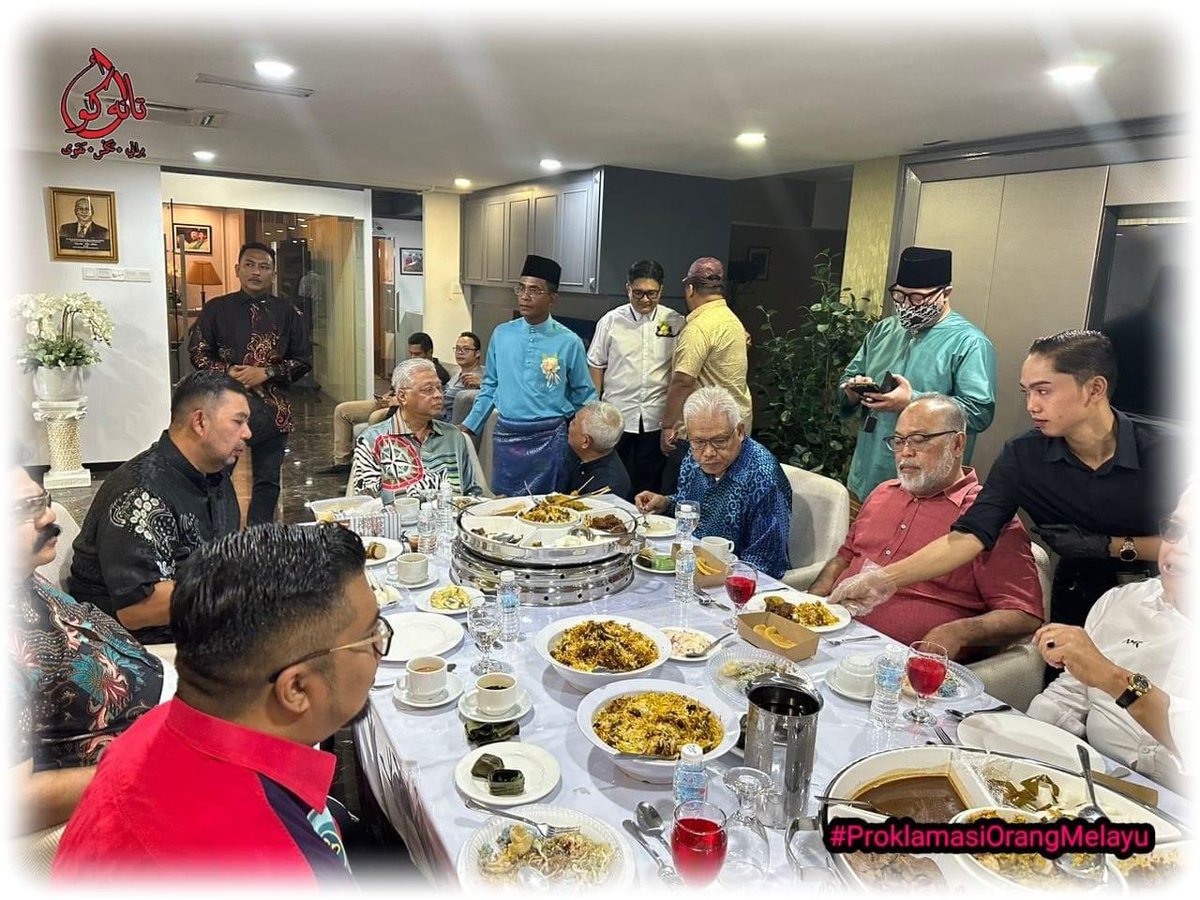 Salim Iskandar on Twitter: "Setiausaha Sekretariat Proklamasi Orang Melayu Datuk Wira Marzuki ...