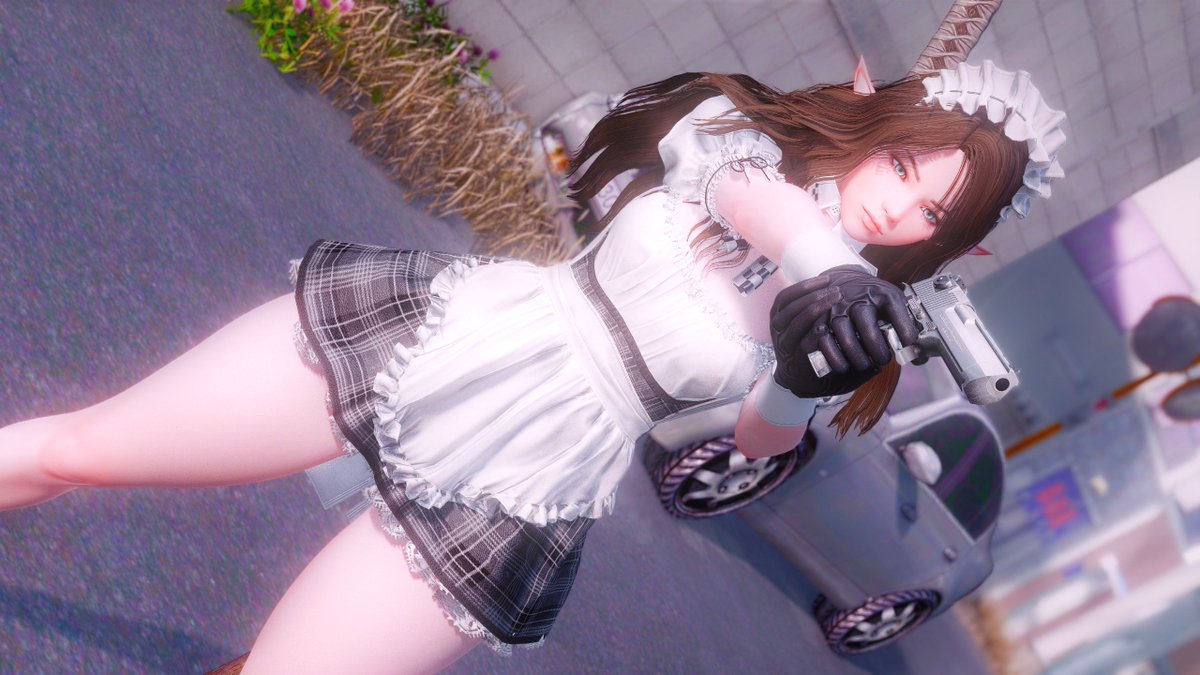 Rayzar on Twitter: "Combat Maid 😊"