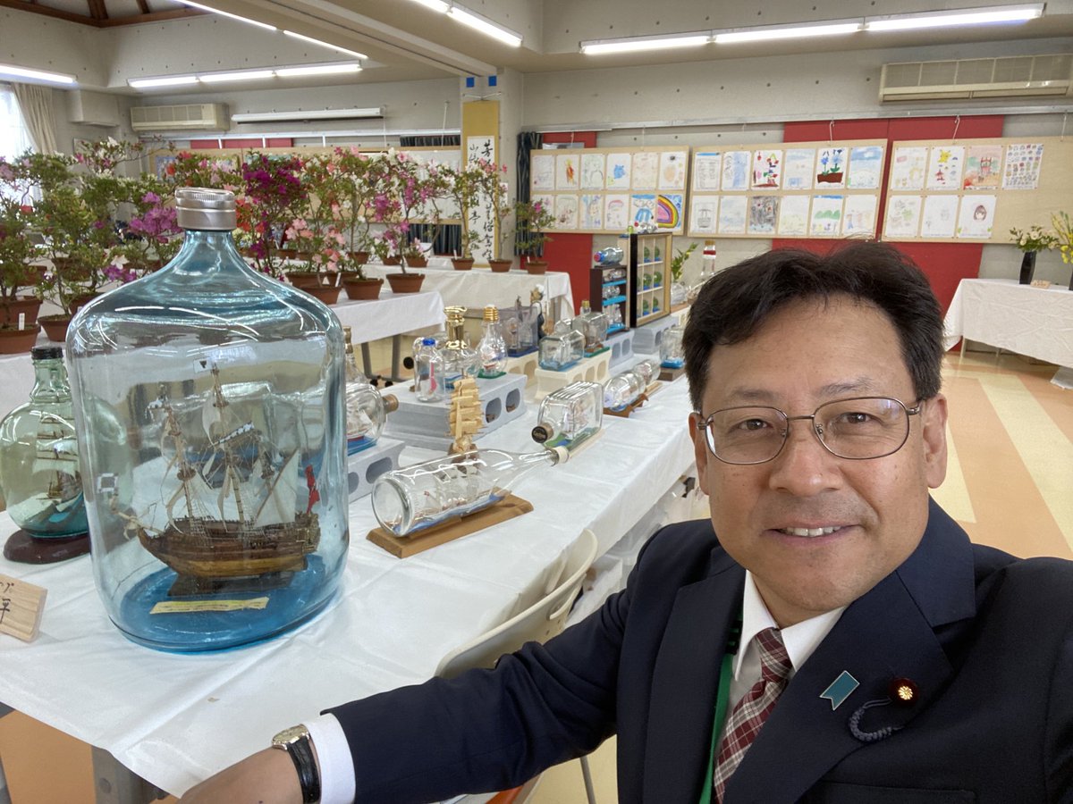岸田 和宏 On Twitter 地元の文化展にも詳しい織田哲郎さんとも校了しますが、私は音楽が大好きな織田さんとスターダストプロを創業したからですよ🤓 織田さんは今年も俳優の渡部篤郎さん