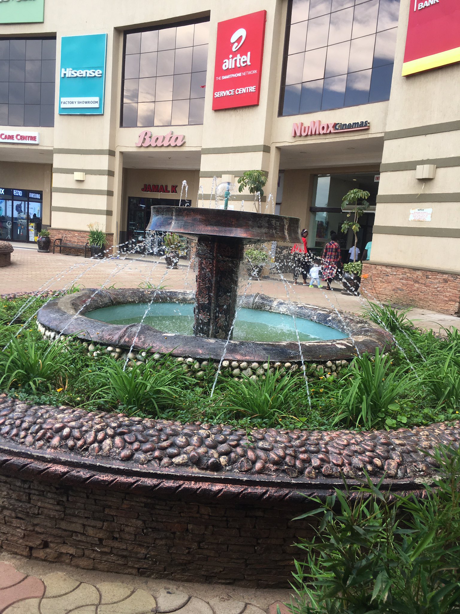Middle Eastern Fountain Center