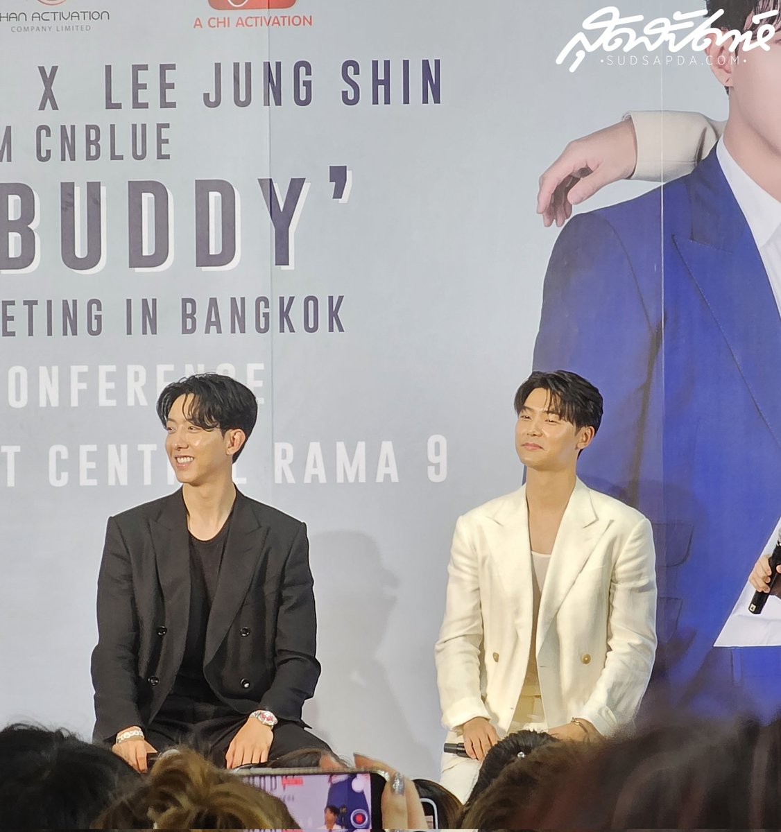 SUDSAPDA on Twitter: "#คังมินฮยอก และ #อีจองชิน แห่ง #CNBLUE สปอยล์ในแถลงข่าวแฟนมีตติ้งว่าเตรียม ...