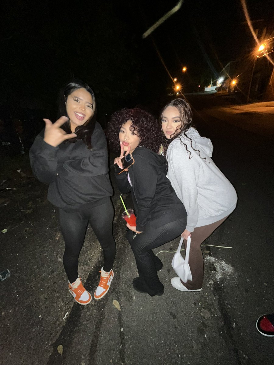 On Twitter My Gfs ππ