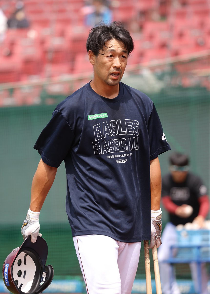 サンスポ×EAGLES on Twitter: "【楽天ｰロッテ】 21日、一軍に合流し、ノックで汗を流す阿部寿樹選手。 https://sanspo.com https ...
