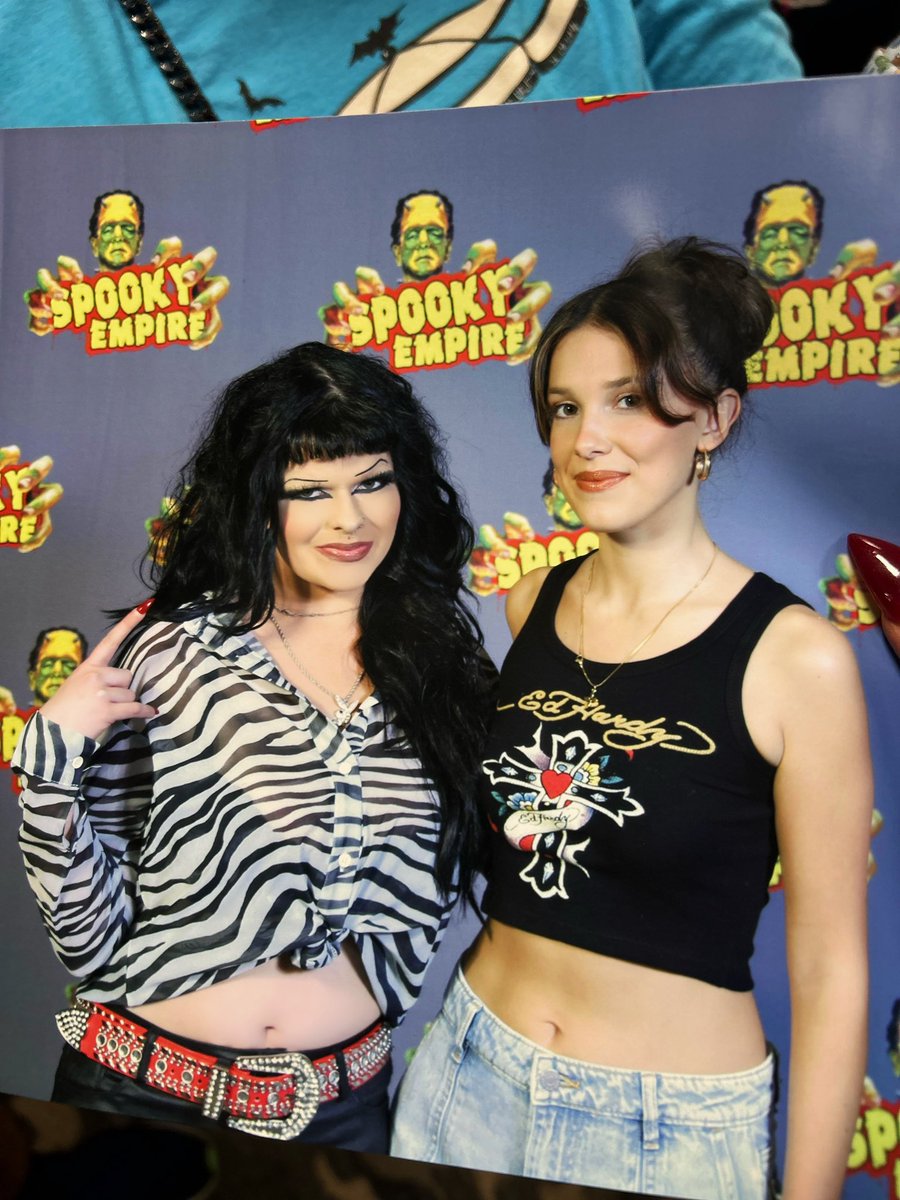 t on Twitter: "THE WAY YOU BOTH ARE SERVING CUNT"