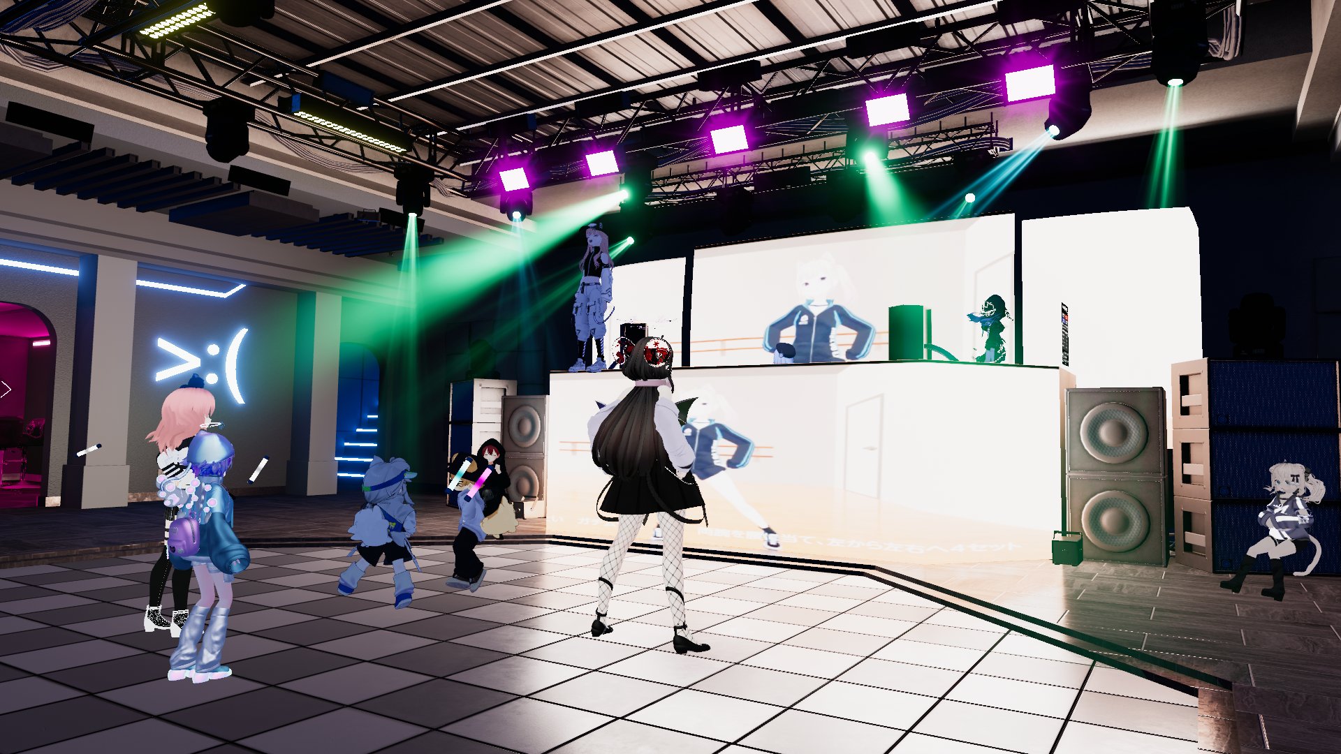 フィン🐬@VRC on Twitter: "ダンス部でおなじみビバマッチョも流れたり https://t.co/WTZPvCGQdj" / Twitter