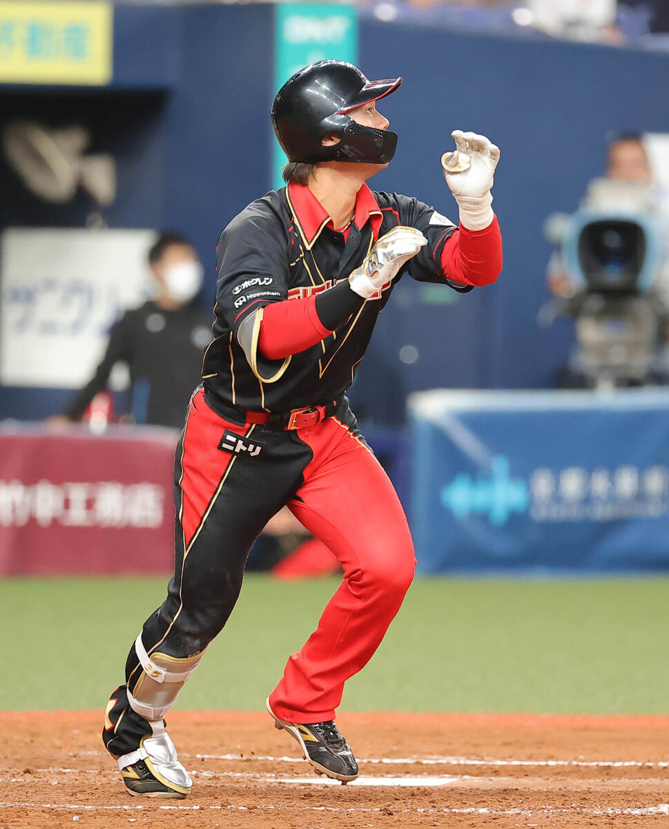 スポーツ報知 プロ野球取材班 On Twitter 【 日本ハム 】4年目の福田光輝がプロ初本塁打! 「マジでうれしいです!」 北海道日本ハムファイターズ Lovefighters