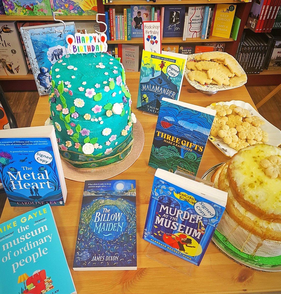 Kenilworth Books🌱🌺🌻🦔 On Twitter 🍰🎂🥳its Our Birthday 🎊🎁 Our Huge
