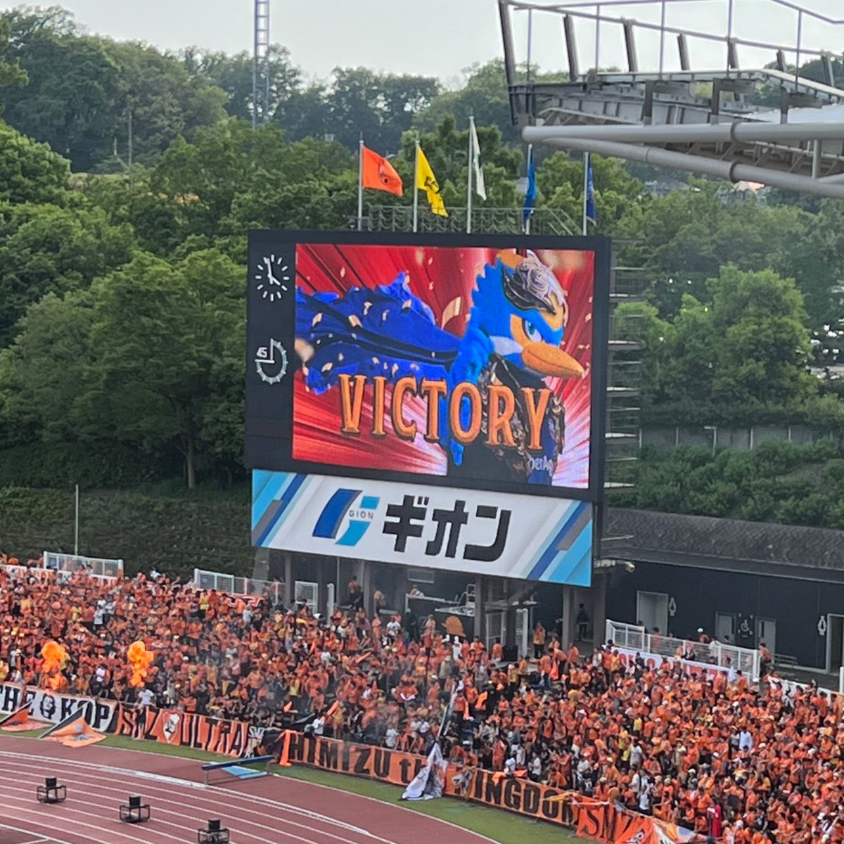 勝島 慎也 🐦🔥🐝 On Twitter Rt Zelvia Bf 5 21清水エスパルス戦にて、2020年以来の「 ビッグフラッグ