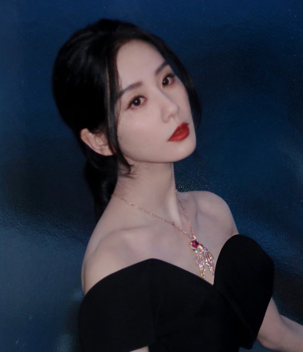 cdrama tweets on Twitter: "#LiuShishi for an event at #Cannes2023 More snaps - https://weibo.com ...