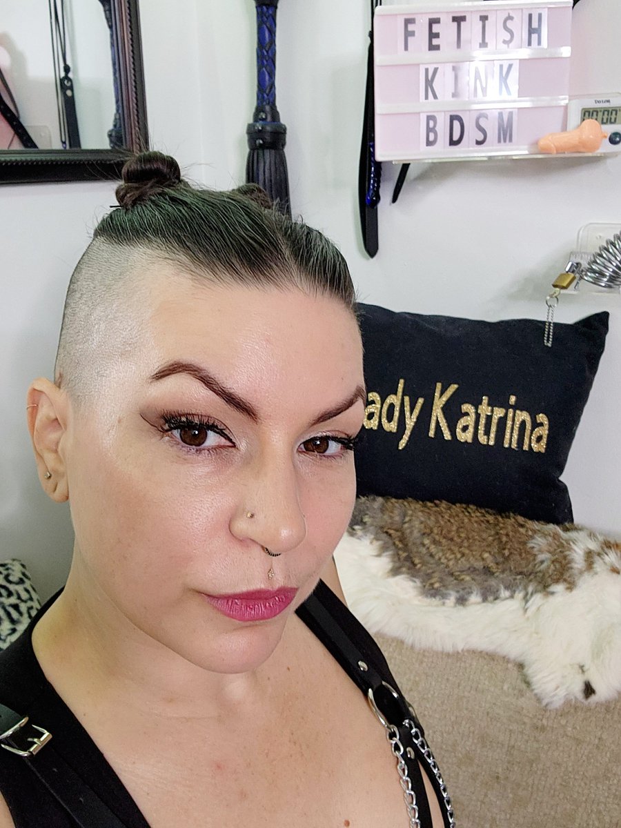 The Lady Katrina On Twitter Sinful Service Sunday ~ Get On Your Knees