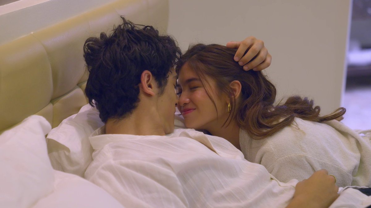 Studio Viva on Twitter: "Nasa exciting part na tayo mga beshie! Yung yelo sa favorite iced ...