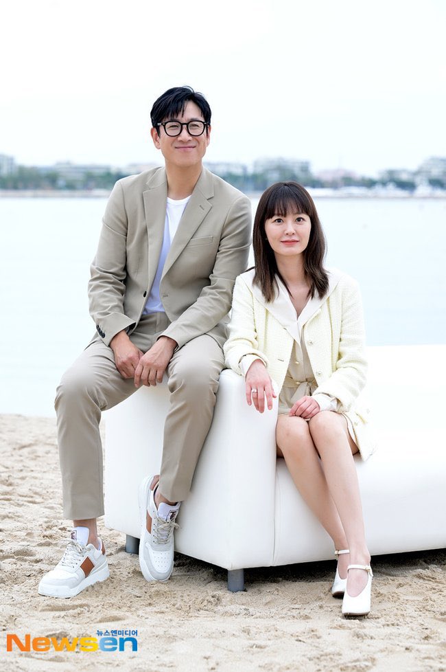 K-Drama Menfess on Twitter: "•kdm• dalam satu hari lee sun-kyun 2 kali screening film di cannes ...