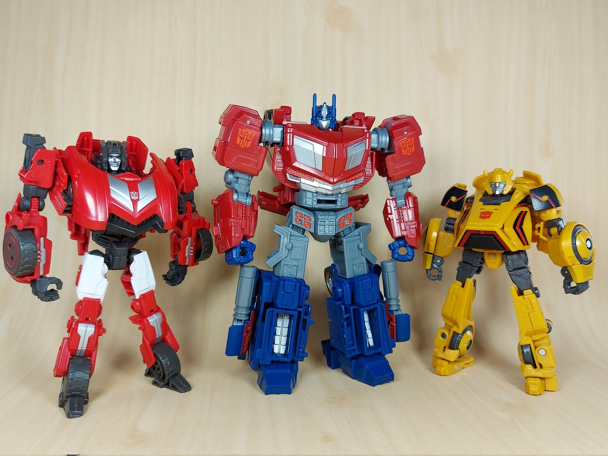 Alpapow on Twitter: "Kaon Prison Break. #トランスフォーマー #Transformers"