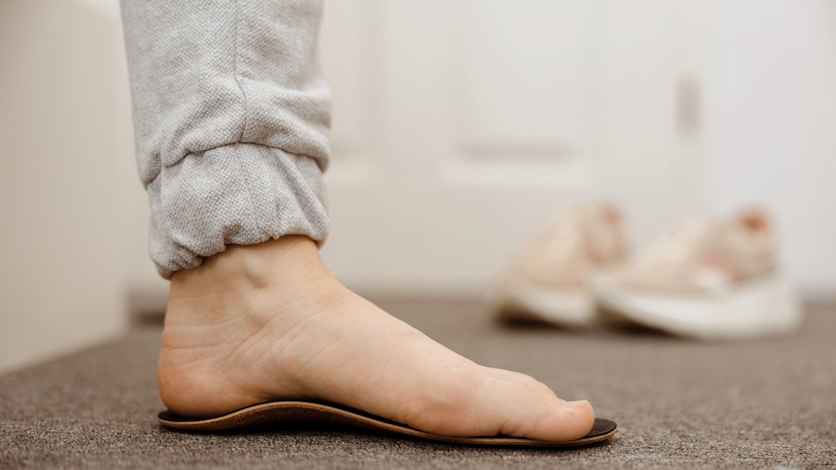 5 Methods to manage plantar fasciitis. A thread 🧵 👉🏻 Inspired by @Irish ...