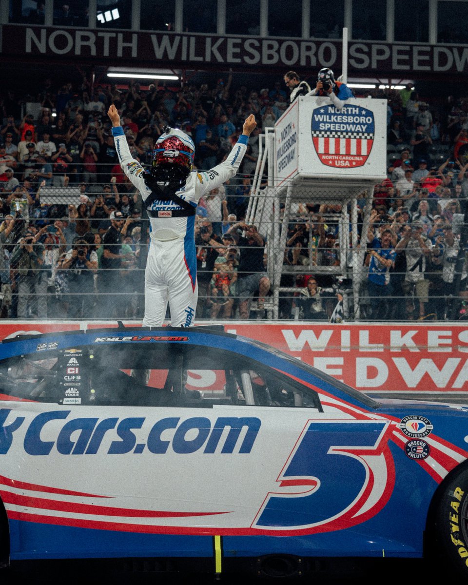 Nicole on Twitter: "RT @KyleLarsonRacin: Hell yeah!! What a weekend! 💰🤑🧹"