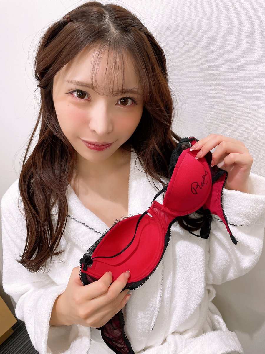 エスワン【公式】 on Twitter: "👑 #S1キャンペーン2023 ♥ 激レア品が #FANZA オークションに💄 #河西れおな ちゃんがキャンペーンの撮影で着用した下着とチェキ3枚 ...