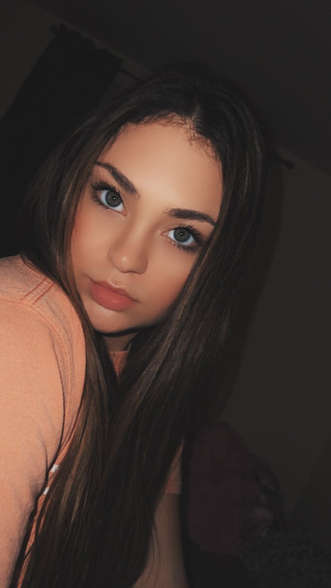 Classic Beauties on Twitter: "Always enjoy when the gorgeous @Grace_Jazlynn let’s us feature her ...