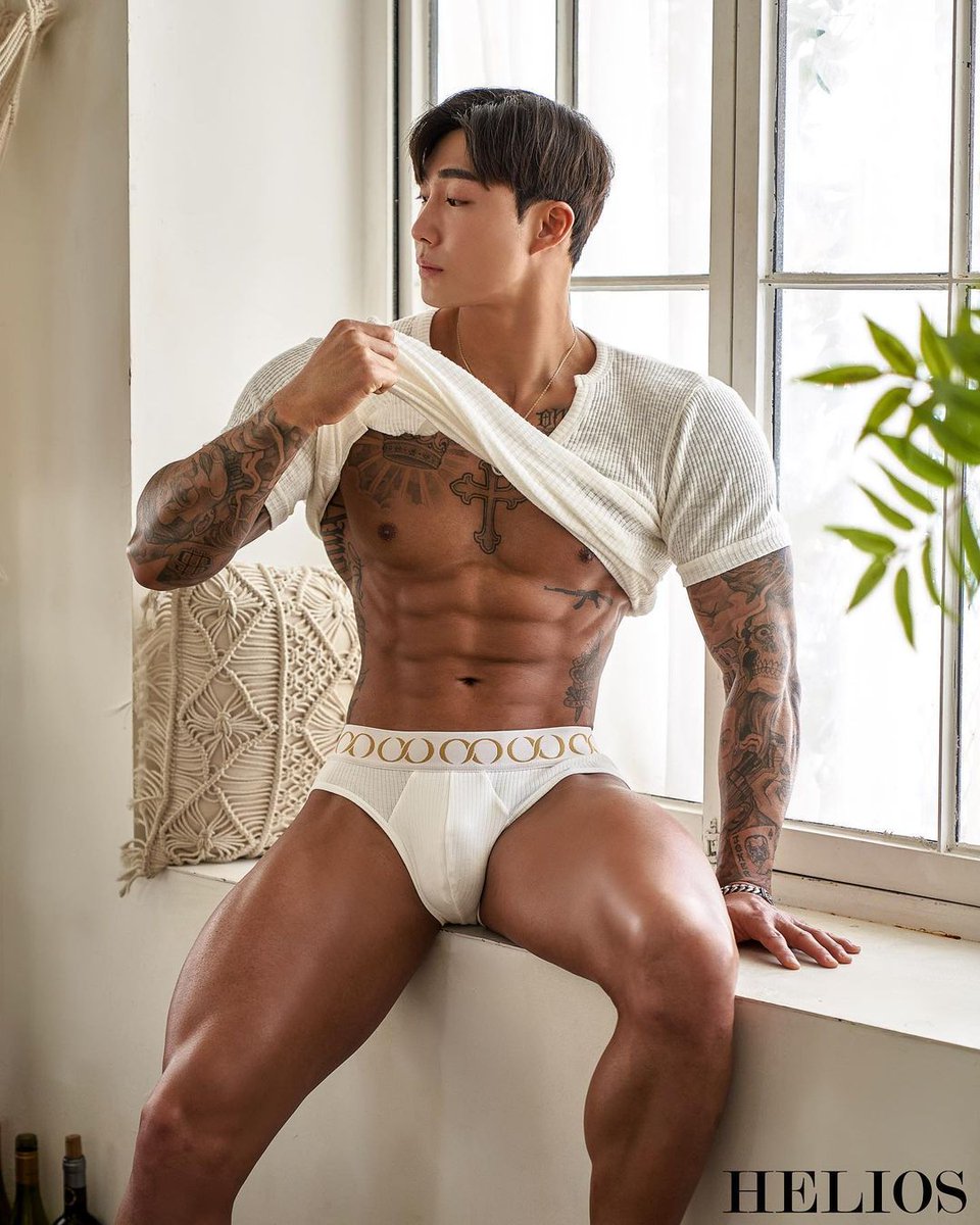 Hot Dudes Good Mood 🇺🇦 on Twitter: "Xxdsgram by Studio Helios 📸"