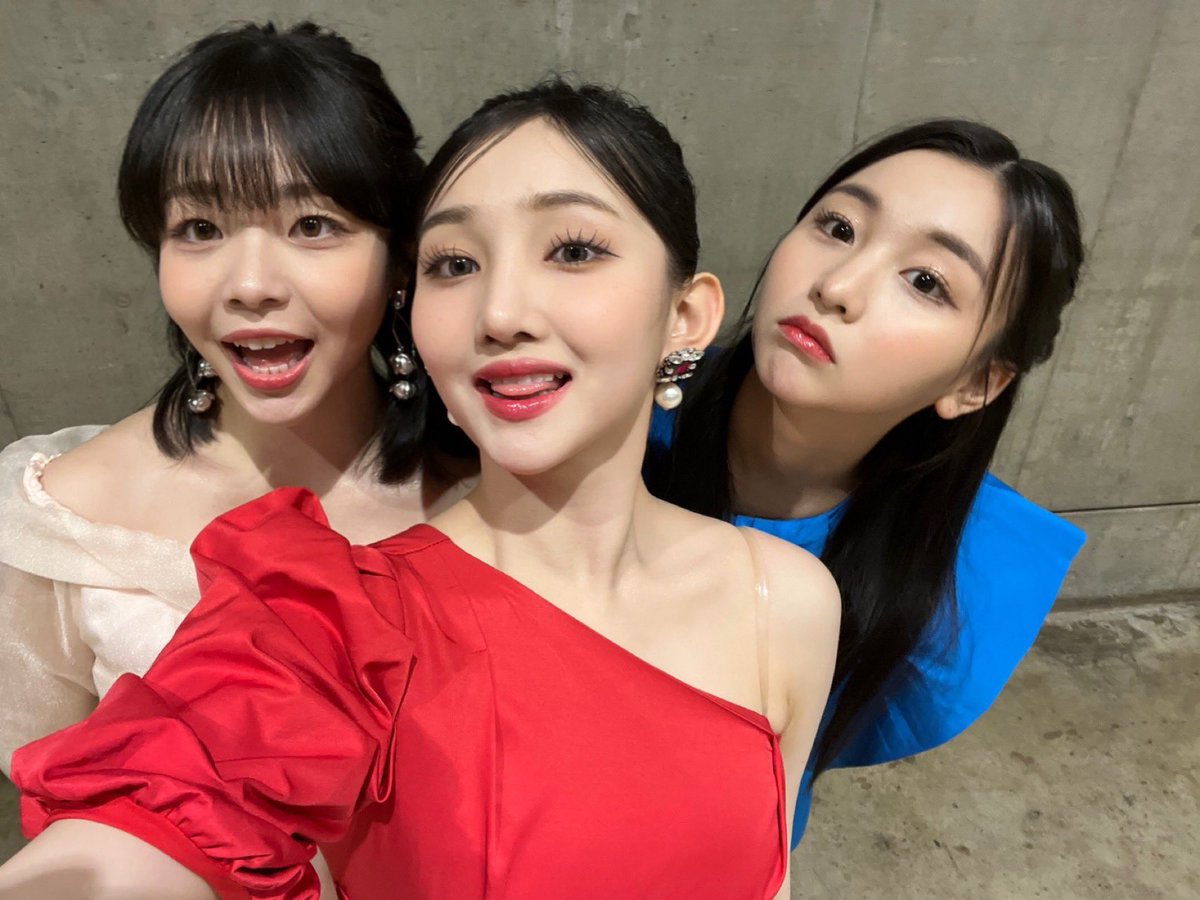 Busters 버스터즈 On Twitter 어때 세이라언니의 색깔을 우리가 다 뺏었어 😵💫😵💫💙 ️🤍🤭🐹🐒