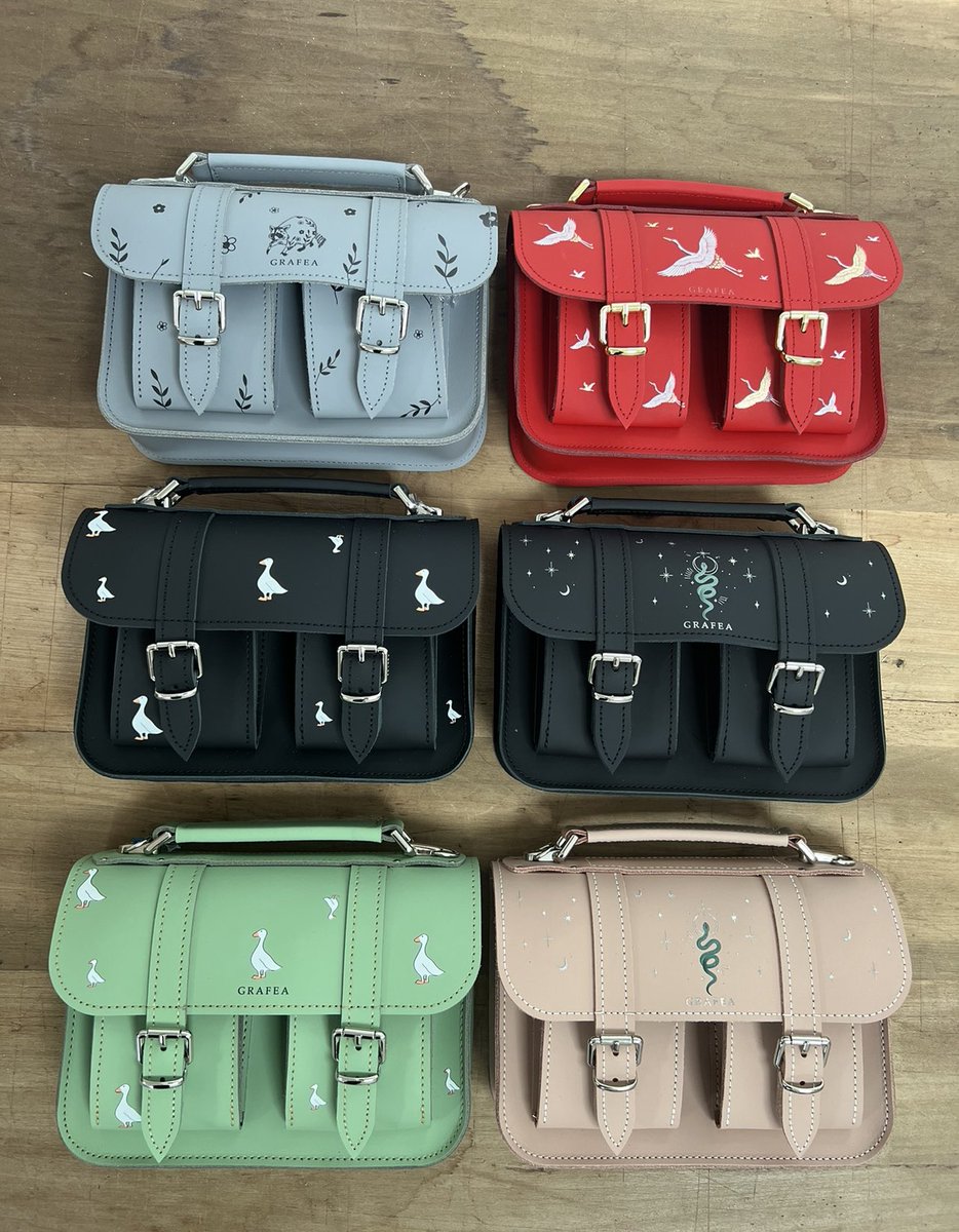 Grafea on Twitter: "New Grafea 👜"