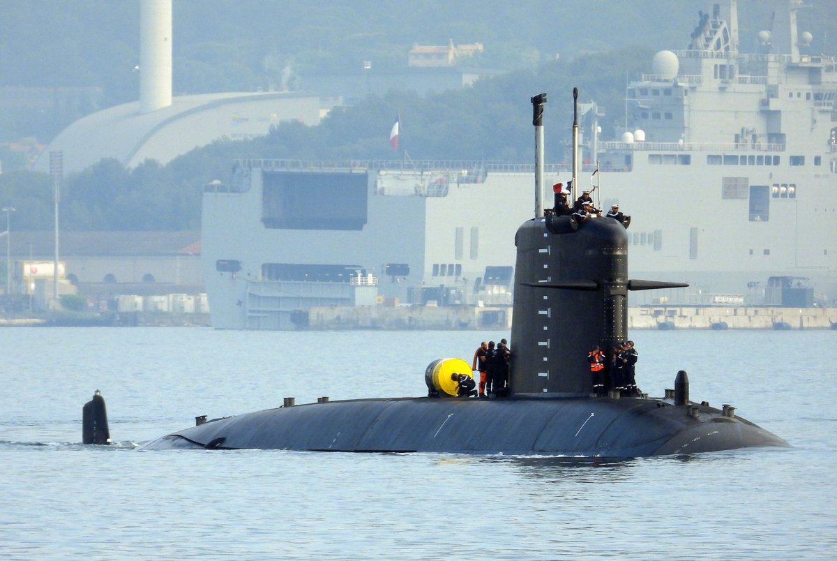 WarshipCam on Twitter: "French Navy Rubis-class attack submarine FS Perle (S606) leaving Toulon ...