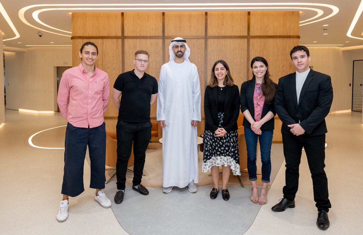 Omar Sultan AlOlama on Twitter: "Pleasure to meet Dr. Farah Shamout, Assistant Professor of ...