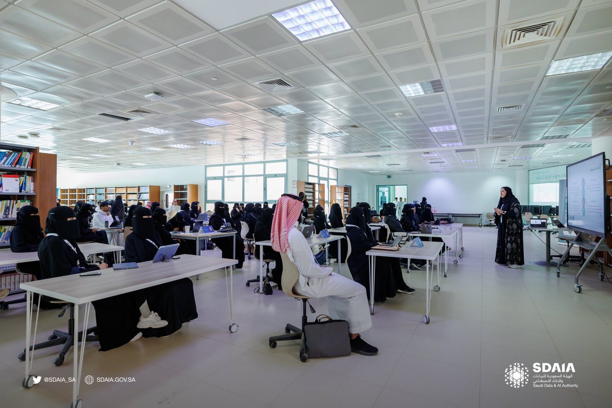 اميلي on Twitter: "RT @SDAIA_SA: في اليوم الأول من #هاكثون_حائل_للذكاء_الاصطناعي بدأت رحلة البحث ...