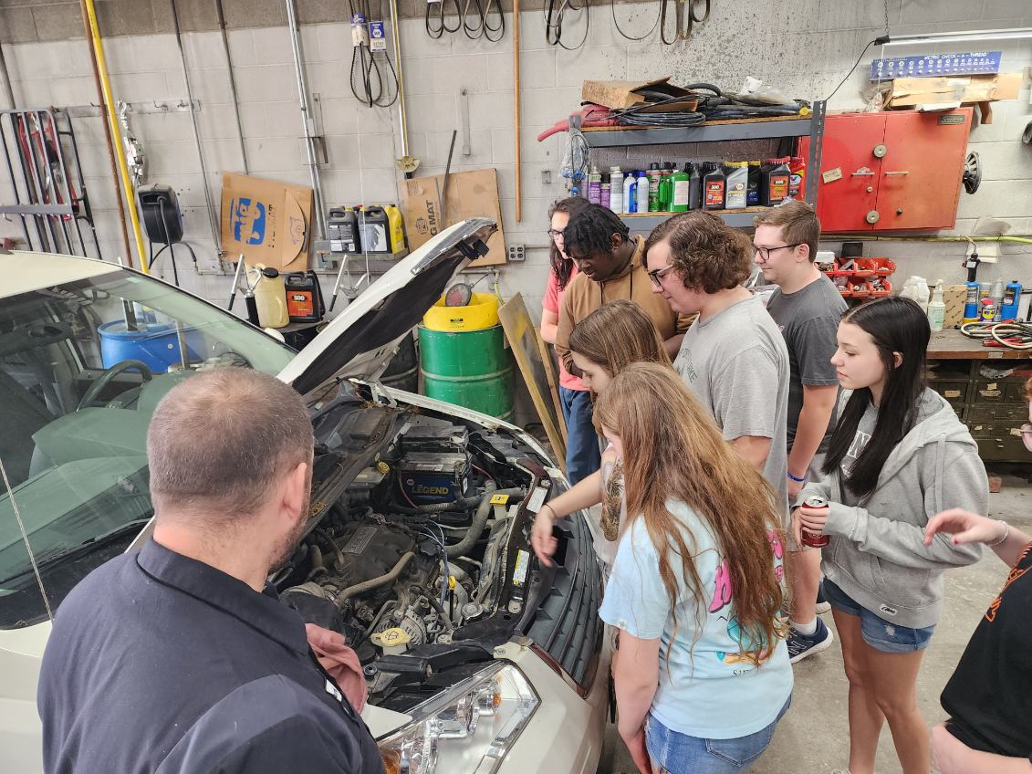 Hillsboro IL Schools on Twitter: "We are finishing up Classroom Driver ...