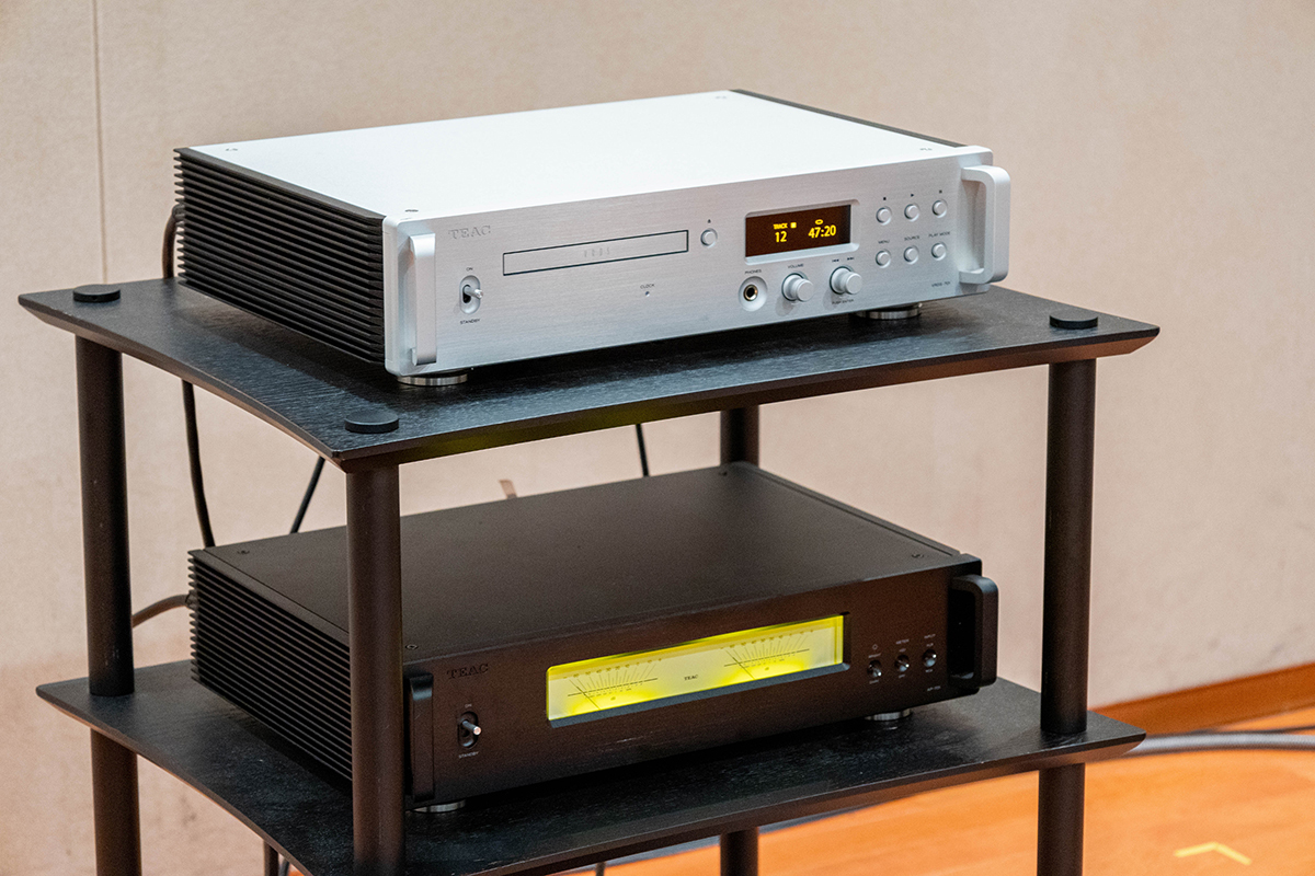 PHILE WEB on Twitter: "CD再生はまだまだ面白い！ ティアックの最新プレーヤー「VRDS-701」でCDはここまで楽しめる！ https://t.co ...